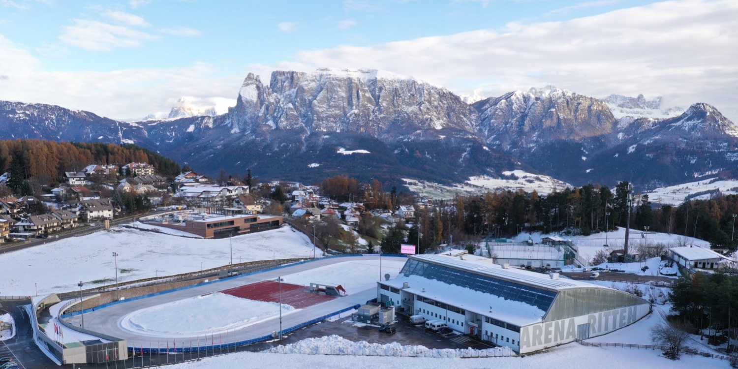 Ice skating on the Ritten / Renon - Ritten, sunny highplateau near Bolzano